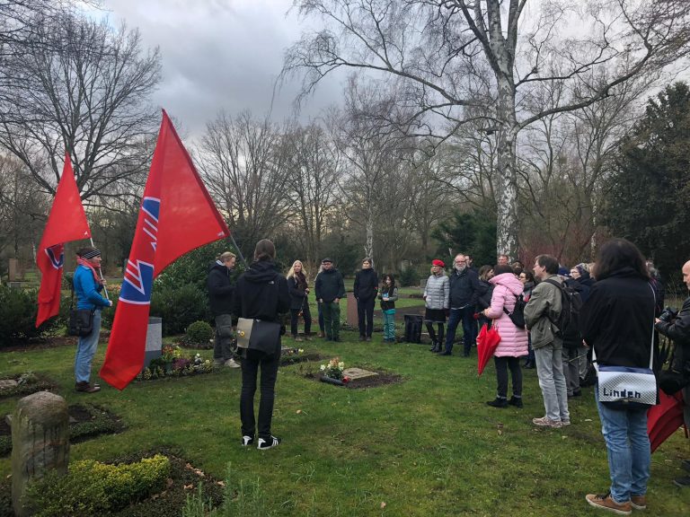 Rote Nelken für Orli Wald – Die Falken Hannover. Sozialistische Jugend ...